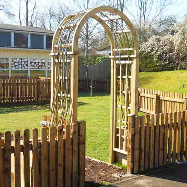 Wooden Garden Heavy Duty Round Top Trellis Arch – Pure Garden Buildings